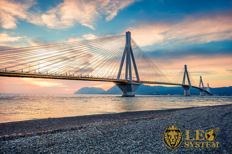 Travel to the Port City of Patras, Greece | LeoSystem.travel